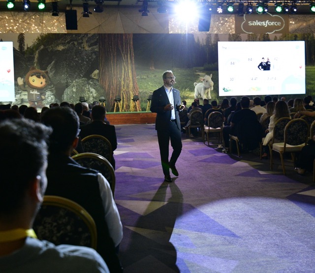 Salesforce, Türkiye'de Yapay Zeka Benimsemesini Hızlandırıyor: 2024 ... Salesforce, Türkiye'de Yapay Zeka Benimsemesini Hızlandırıyor: 2024 ...